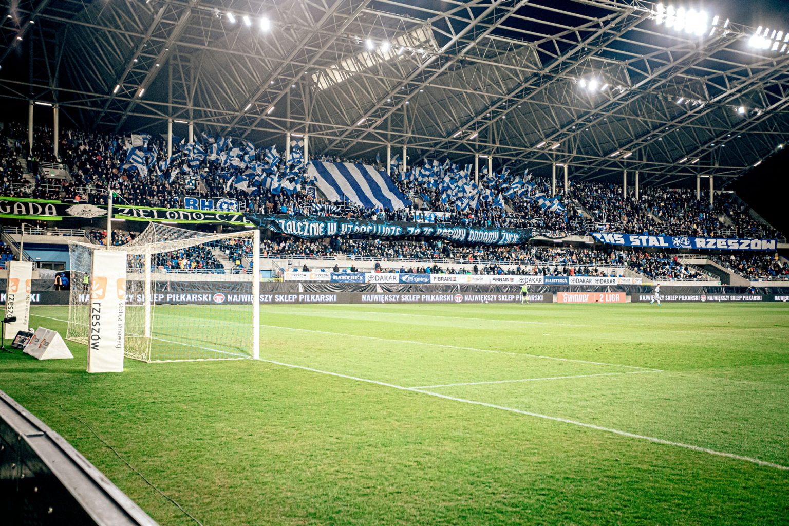 Stal Rzeszów – oficjalna strona klubu ZKS Stal Rzeszów